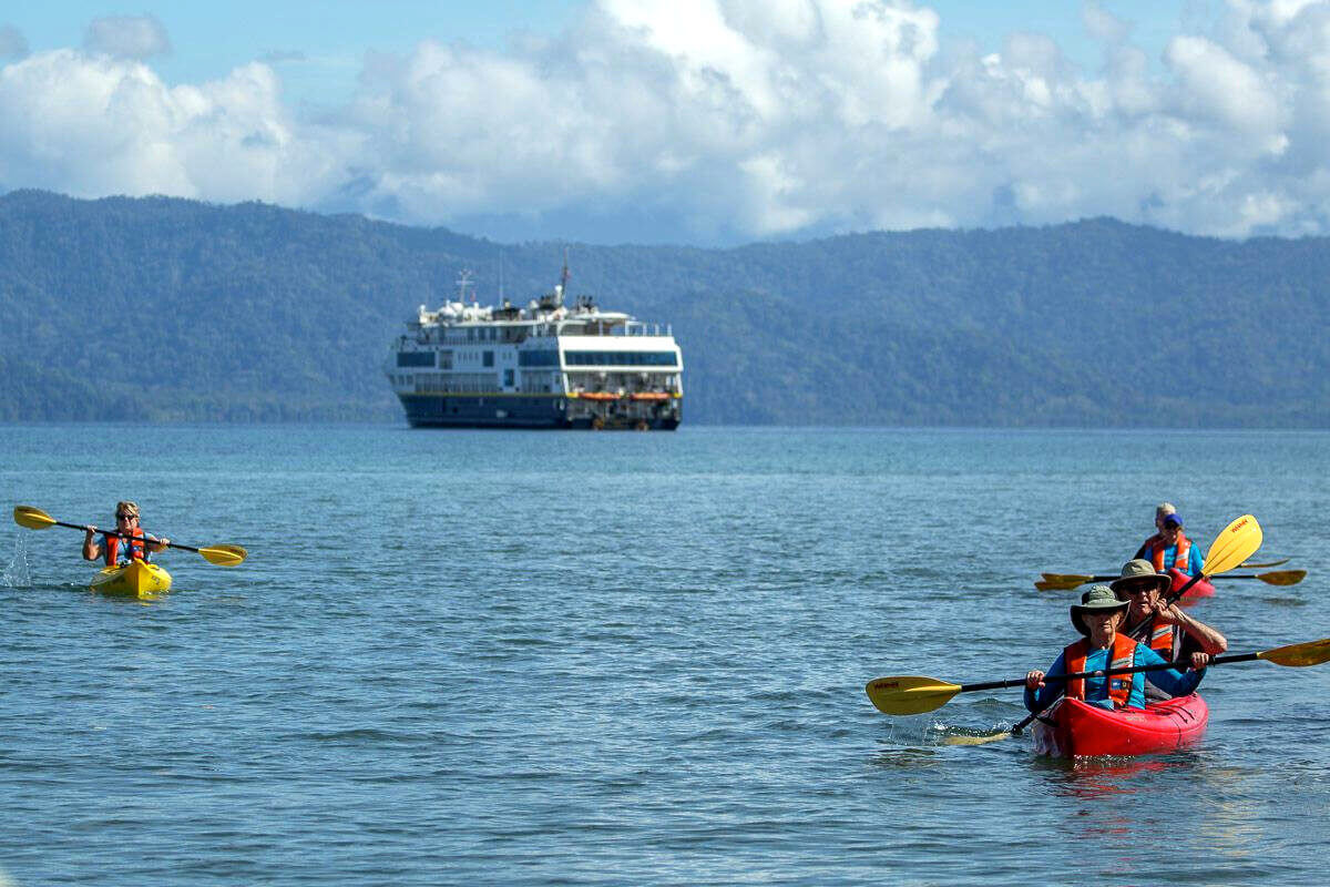 LEX-Central-America-Costa-Rica-Golfo-Dulce-Kayaks - Sunstone Tours ...